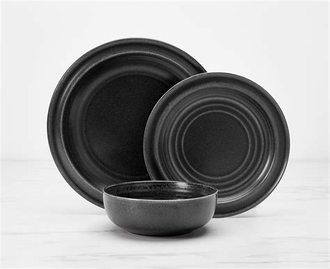 Leather 12 Pc Dinnerware Set Tuxedo