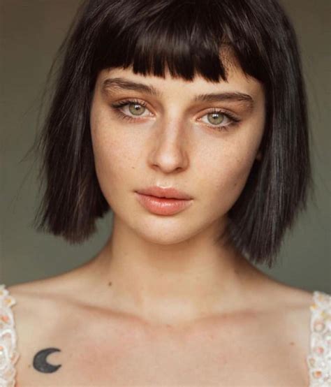 19 Minimal Models Ideas In 2025 Hair Cuts Hair Styles Short Hair Styles