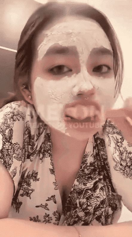 Pesta Seks Malam Minggu Istri Mabok Kenyot Susu Hot Simontok