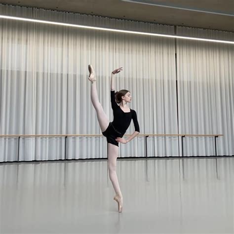 Alexa Jensen Rperfectonpointe