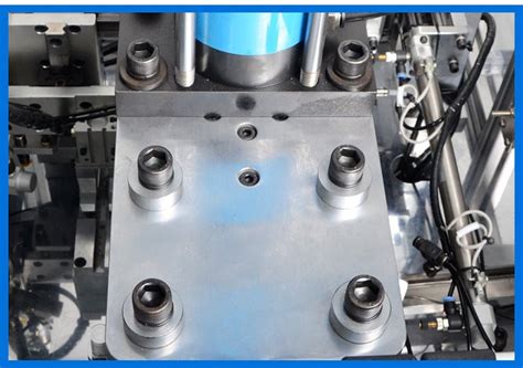 China Customized Bolt Clip Assembly Machine Suppliers Manufacturers