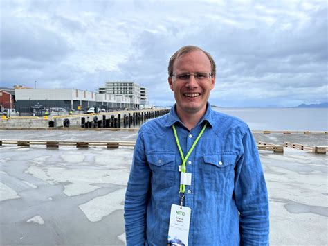 Einar Hadde Vondt I Hodet Og La Seg Til å Sove Seks Uker Senere Våknet Han På Sykehus