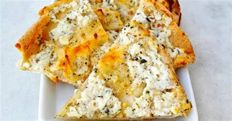 Pite Të Pjekura Në Kos Dhe Djathë Të Bardhë Kuzhina