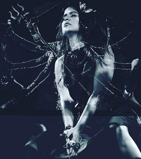 Sona Mohapatra Biography Singer Husband Success Bolly Holly Baba