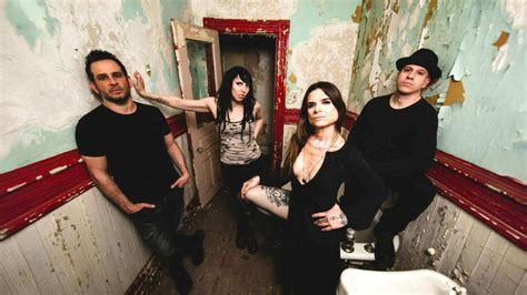 Life Of Agonys Mina Caputo Reveals She Has Cured Gender Dysphoria And Plans To Reclaim The