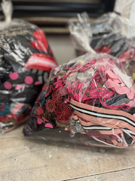 Mixed Trim Bags Jellicoe