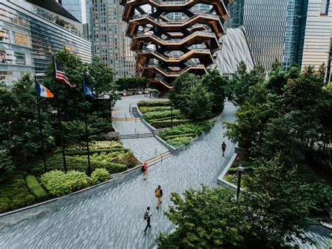 Nelson Byrd Woltz The Public Square And Gardens At Hudson Yards