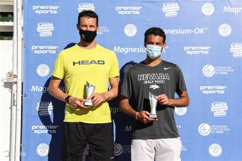 De Schepper E Robert Conquistam O Vale Do Lobo Open Ii Magnesium K Active
