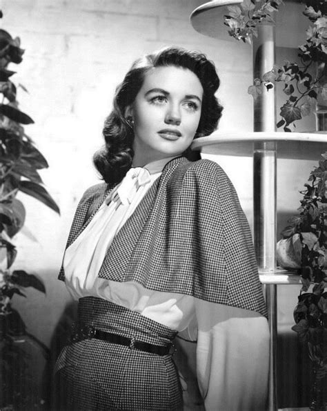 40 Glamorous Photos Of Dorothy Malone In The 1940s And 50s ~ Vintage