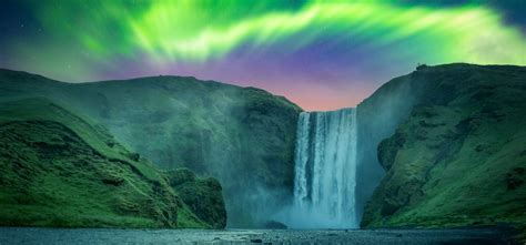 Your Guide To Seeing The Northern Lights In Iceland