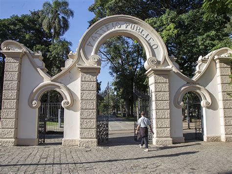 Passeio Público Completa 138 Anos Como Referência No Centro De Curitiba