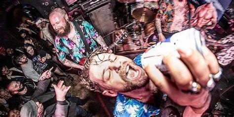 Doc Hammer San Diego Band Shows Up To The Party With Big Guitar Riffs