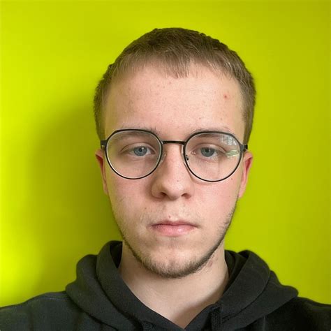 Matyáš Fejer Fast Food Cook Amrest Linkedin