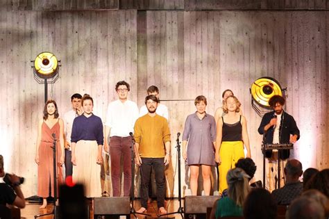 Debut Album Neilon 11 Stimmen 5 Eigene Arrangements 1 Nicer Sound Neilon Auf Dem Weg In