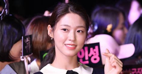 포토 설현 오늘은 배우 김설현