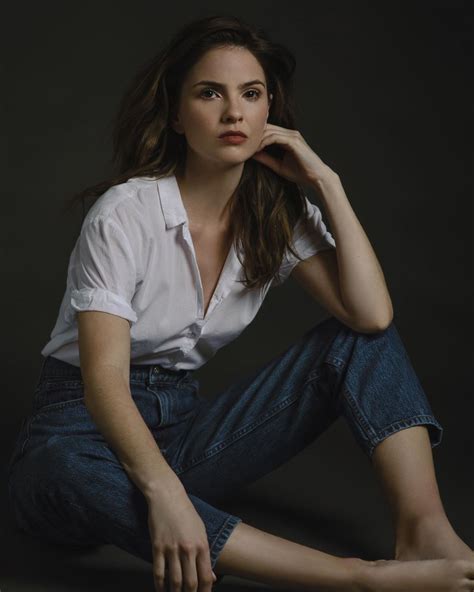 Shelley Hennig Model