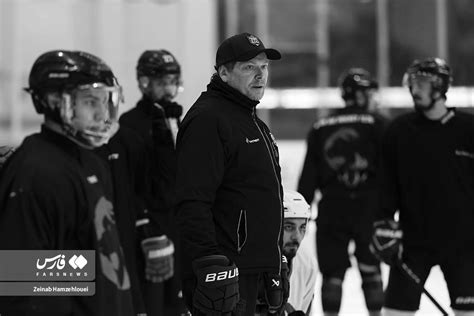 فرارو تمرین تیم ملی هاکی با مربی روس تصاویر