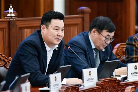 УИХ ын гишүүн ДБум Очир битүүний өдөр амардаг байх хуулийн төсөл санаачилжээ