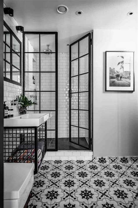 25 Incredibly Stylish Black And White Bathroom Ideas To Inspire