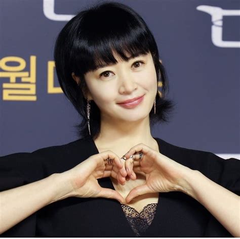 Épinglé Par Pattamaporn Chuangyang Sur Kim Hye Soo