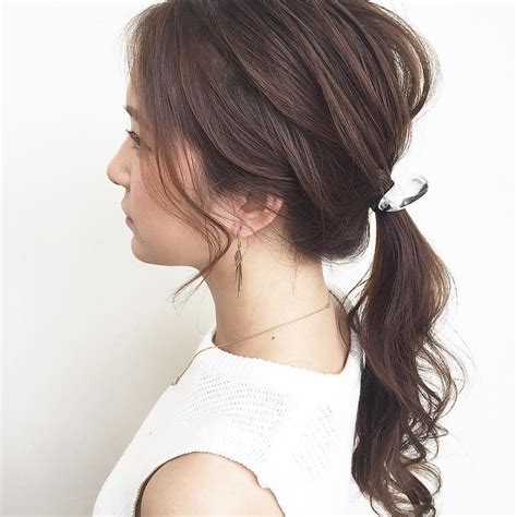 特別なアレンジなしでもいいんです！定番可愛いゆるふわポニーの作り方 長髪スタイル ポニーテール 簡単 髪型