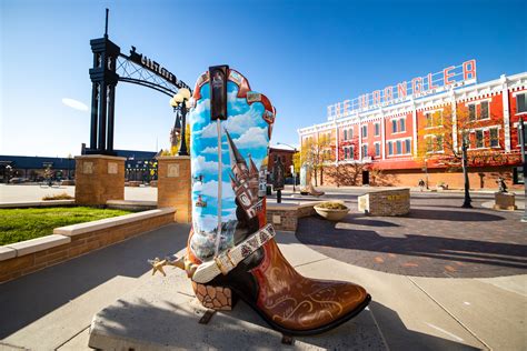 Things To Do In Cheyenne Wyoming Unforgettable Adventures Wander Flag