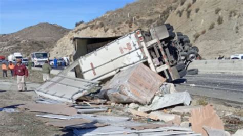 Video ⚠️ Accidente En La Rumorosa Hoy Tráiler Se Vuelca En La