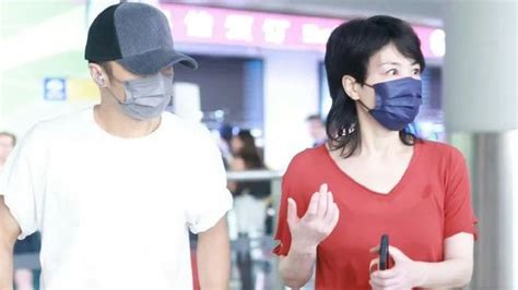 复合10年终于频繁秀恩爱的谢霆锋和王菲，为何坚持不结婚谢霆锋王菲复合新浪新闻