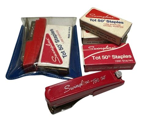 2 Vintage Red Swingline Tot 50 Mini Staplers With 4 Packs Of Staples