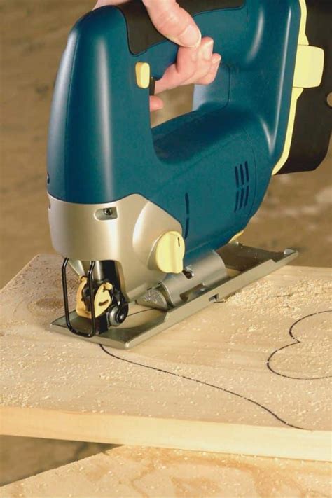 How To Cut A Curve With A Hand Saw At Scott Paramore Blog
