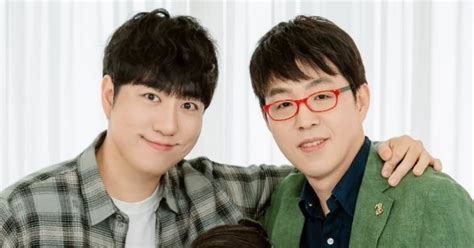 가족 사진 같아” 안현모 얼굴 훨씬 좋아졌네두 남자 사이서 방긋 가족 사진 같아” 안현모 얼굴 훨씬 좋아졌네두 남자 사이서 방긋