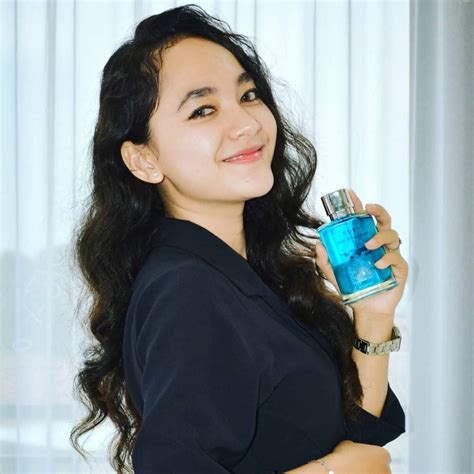 Minyak Wangi Parfum Amenity Wangi Segar Dan Tahan Lama Isi 100ml Lazada Indonesia
