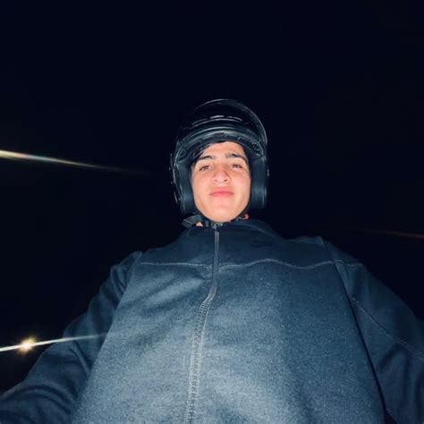 ‎إليـــــاس🕊️‎ Benilyass • Threads Say More