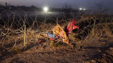 Supreme Court Allows Border Patrol To Cut Razor Wire Texas Installed On