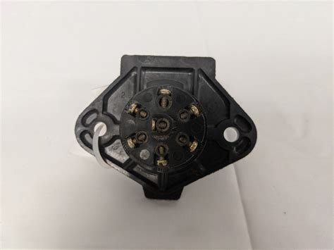 Cole Hersee 7 Pole Tractor Trailer Electrical Socket Outlet Pn Chs