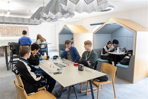 Sidcot Independent Sixth Form Sidcot School