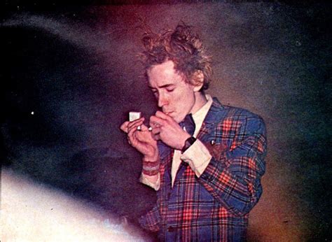Sex Pistols Photo Archive Hundreds Of Rare Photos And Cuttings Are