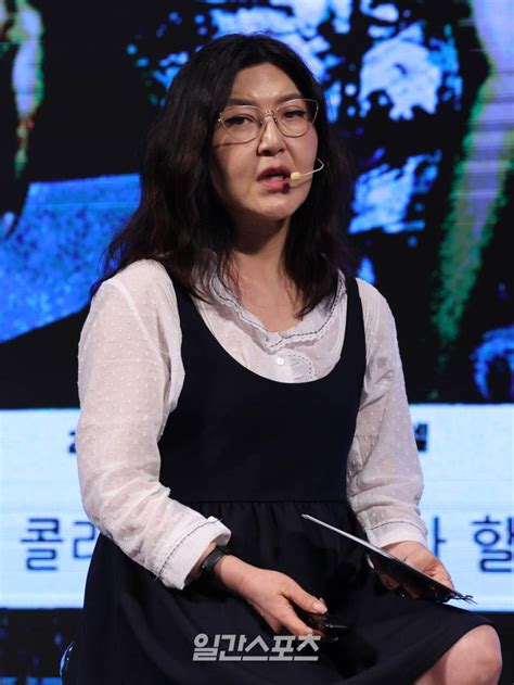 포토 한혜연 패션에는 진지해요