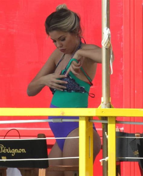 Costanza Caracciolo Nip Slip 16 Photos Thefappening