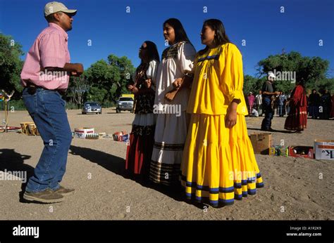 Apache Indians Dance At A Sunrise Dance On The San Carlos Indian Reservation Arizona Usa Stock