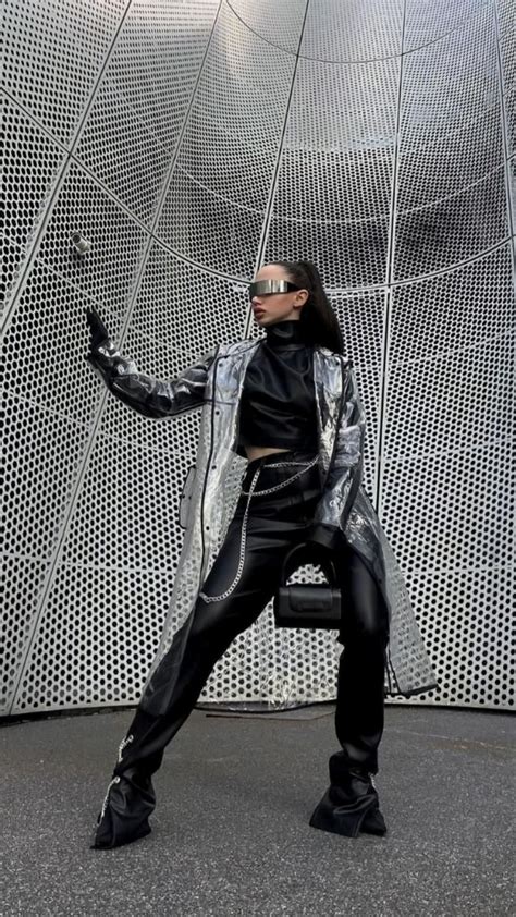 90s Y2k Futurism
