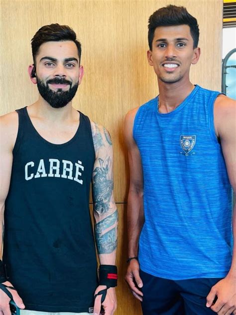 भारतीय बल्लेबाजों ने नंबर 10 नंबर 11 पर उतरकर लगाया शतक 78 साल पुराना वर्ल्ड रिकॉर्ड टूटा