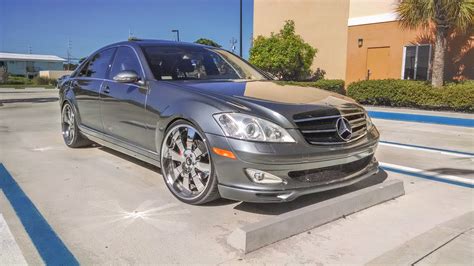 Spotted Mercedes Benz Carlsson S Class W221