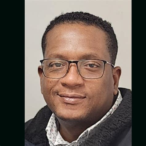 Roberto Guzman Youtube