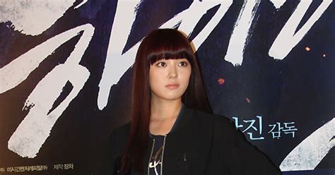 포토엔 이세영 초미니 입은 각선미하이힐vip시사회