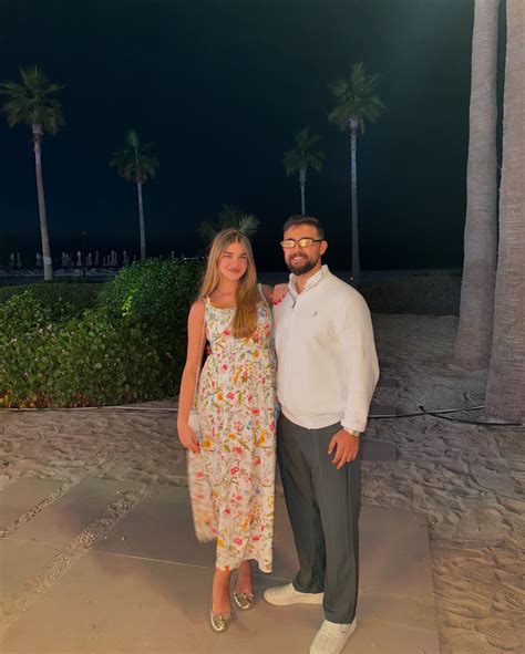 ‎aliona أليونا‎ Relaxing In The Sun With My Love 🌞🍒 ️💋 Instagram