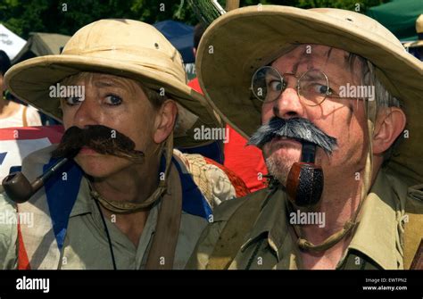 Entertainers Edmund And Hilary At The Farewell To The Garrison Festival