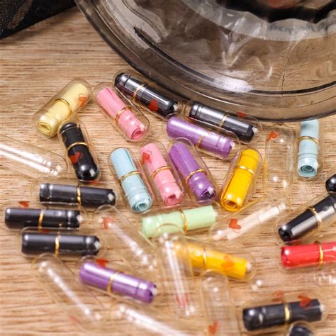 100pcs Cute Smiley Love Letters Pills Message Capsules With Tiny Scroll
