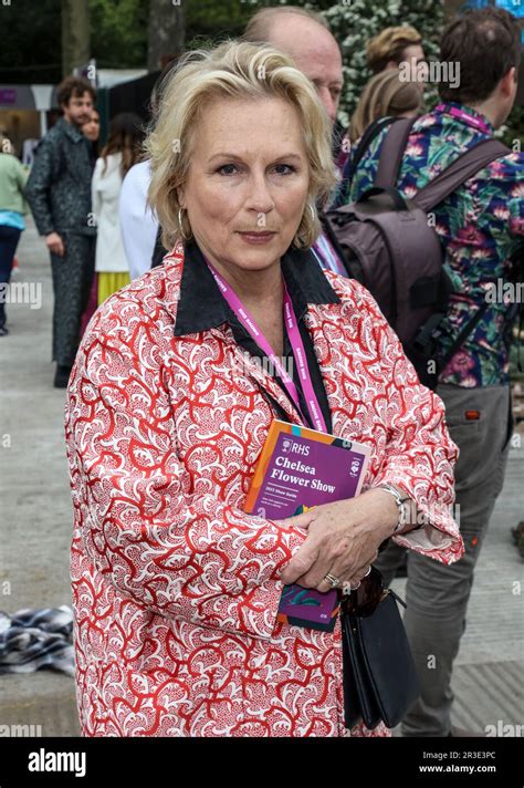 London Uk 22nd May 2023 Jennifer Saunders Attending The Press Day For The Rhs Chelsea Flower