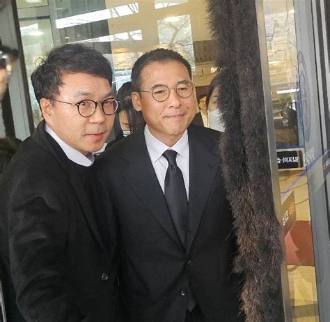 의절한 차남 조현문 전 부사장 10년 만에 父 빈소 조문 파이낸셜뉴스